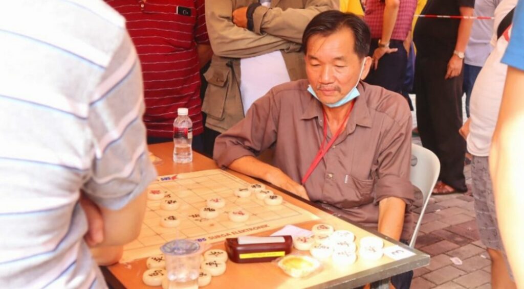 Cen Sui Lan Mengajak Kaum Milenial Mengenal Catur Xiangqi - Mencerdaskan & Memuliakan