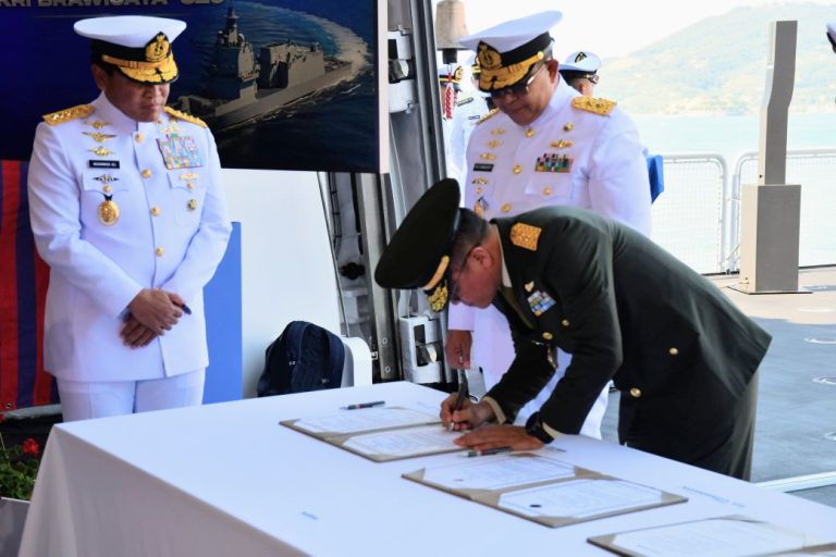 Indonesia Semakin Bersinar, Perkuat Armada Laut dengan KRI Brawijaya ...